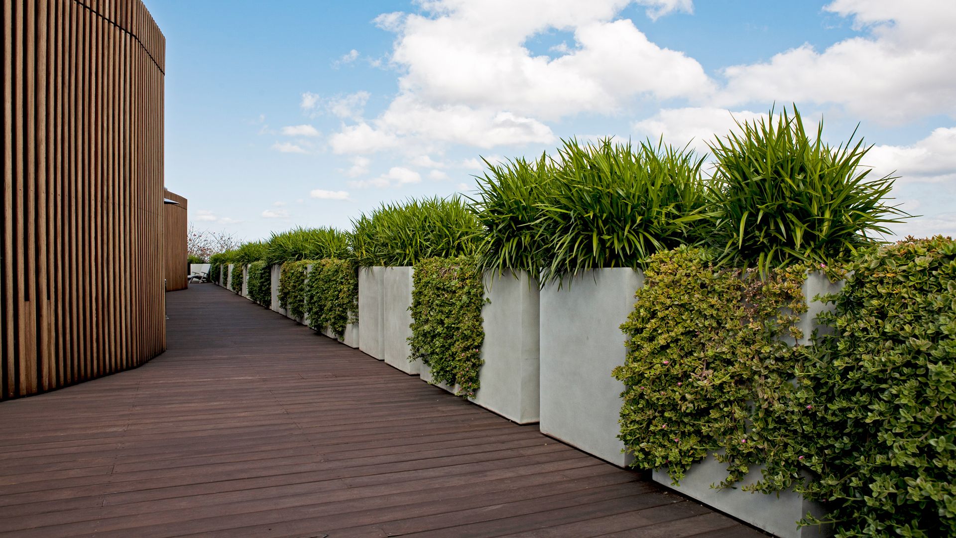 Custom Pots & Planters | Kellock Pots & Planters