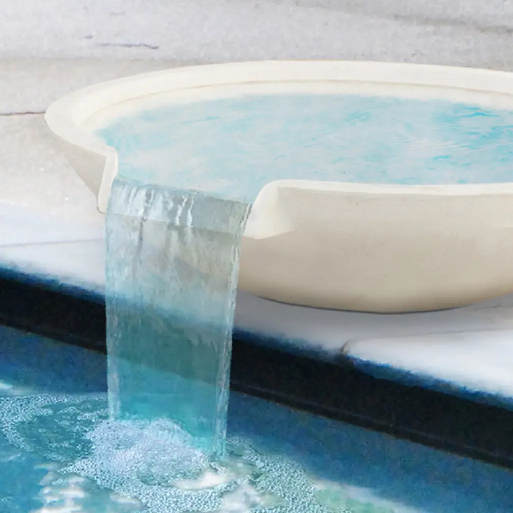 Matte White Wok with Spillway | Kellock Pots & Planters