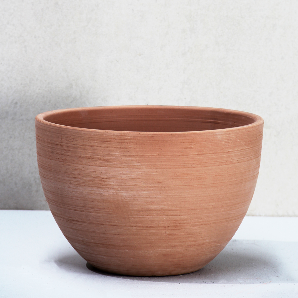White Garden Scratched California Bowl | Kellock Pots & Planters