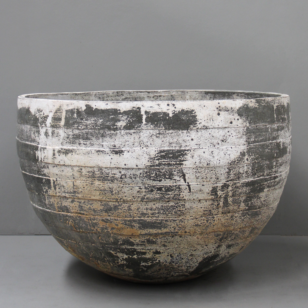 Green White Ring Bowl D112cm x H76cm | Kellock Pots & Planters